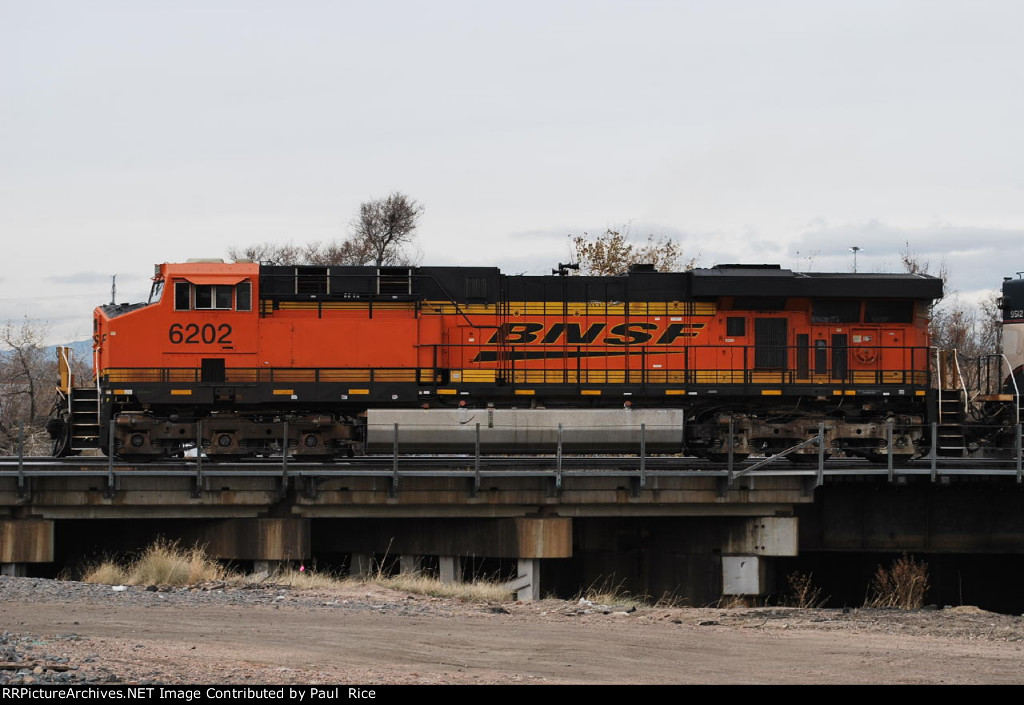 BNSF 6202